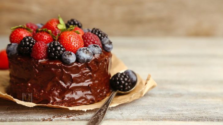 Maple Whiskey Pudding Cake - Whiskey & Babes
