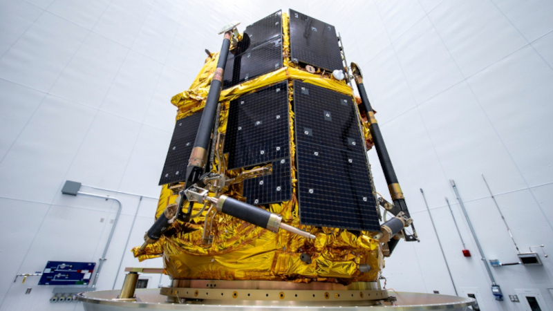 Two Lunar Landing Modules Blasted Into Space by One Big Booster ...